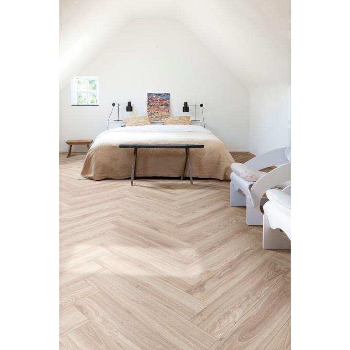 Moduleo LayRed Herringbone Blackjack Oak 22205 | PHU Szulc